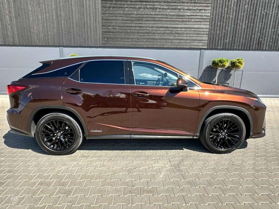 Brown Lexus RX 450h 2016 in Siauliai, with an engine capacity of 3.46 L and mileage of 239 thousand km for 30500 €, photo 11 on AUTOMOTO.COM.LV