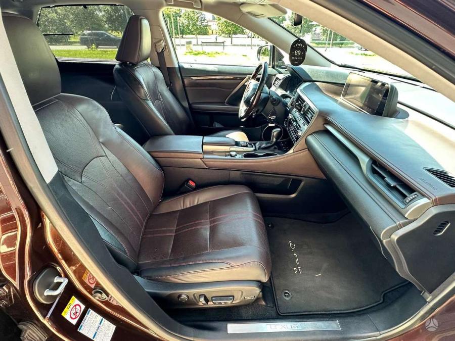 Brown Lexus RX 450h 2016 in Siauliai, with an engine capacity of 3.46 L and mileage of 239 thousand km for 30500 €, photo 23 on AUTOMOTO.COM.LV