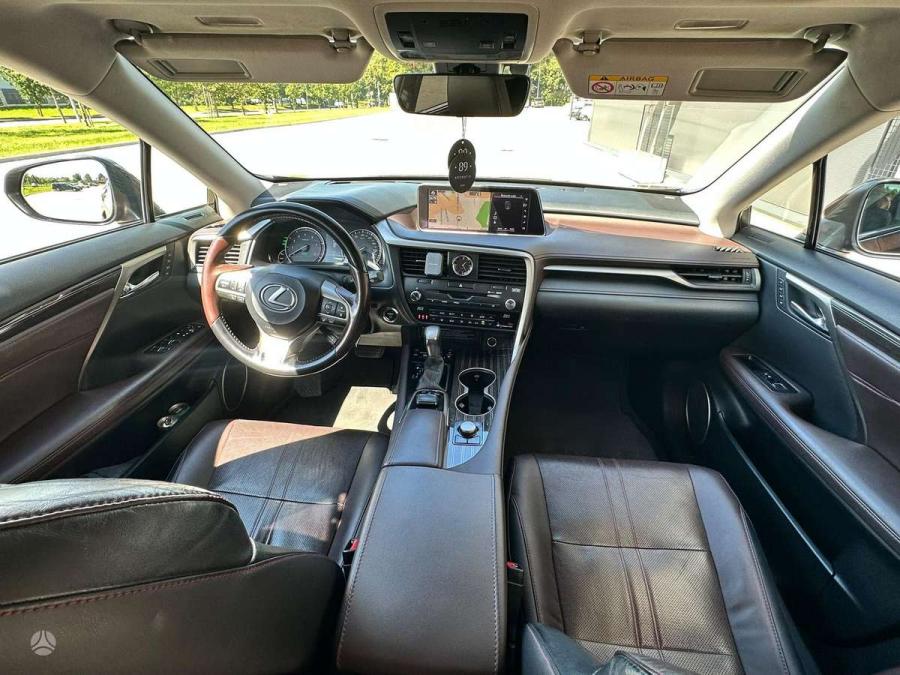 Brown Lexus RX 450h 2016 in Siauliai, with an engine capacity of 3.46 L and mileage of 239 thousand km for 30500 €, photo 24 on AUTOMOTO.COM.LV