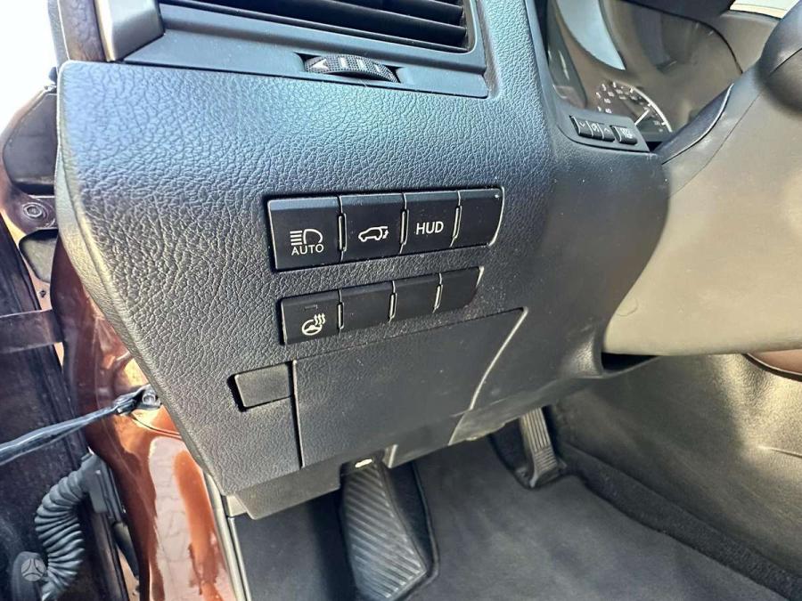 Brown Lexus RX 450h 2016 in Siauliai, with an engine capacity of 3.46 L and mileage of 239 thousand km for 30500 €, photo 33 on AUTOMOTO.COM.LV