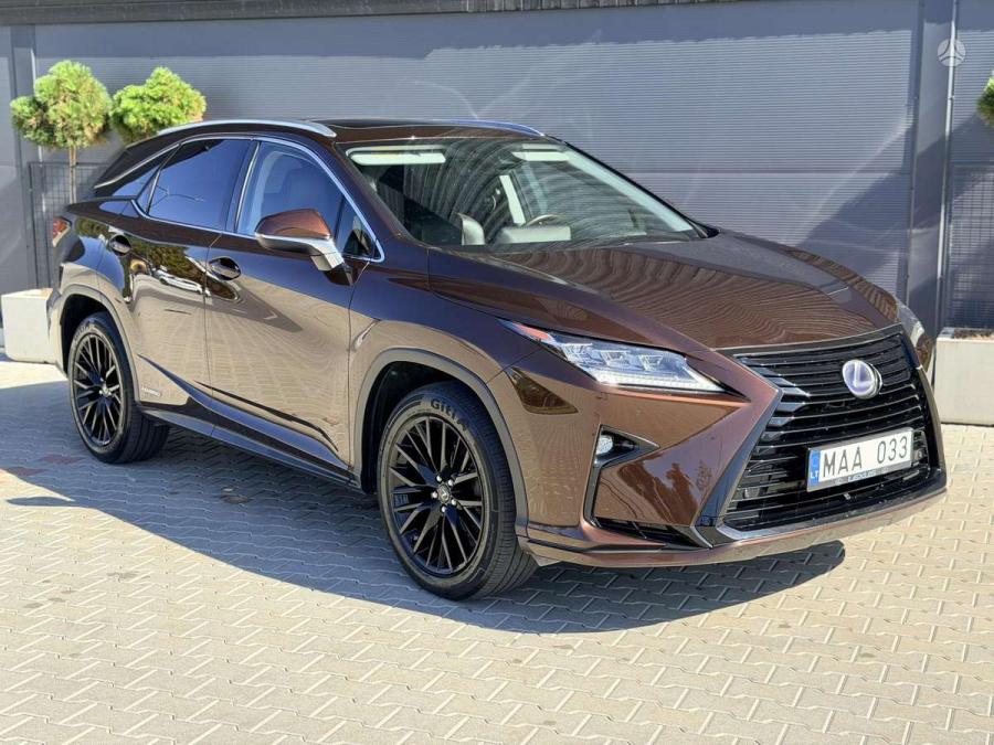 Brown Lexus RX 450h 2016 in Siauliai, with an engine capacity of 3.46 L and mileage of 239 thousand km for 30200 €, photo 10 on AUTOMOTO.COM.LV
