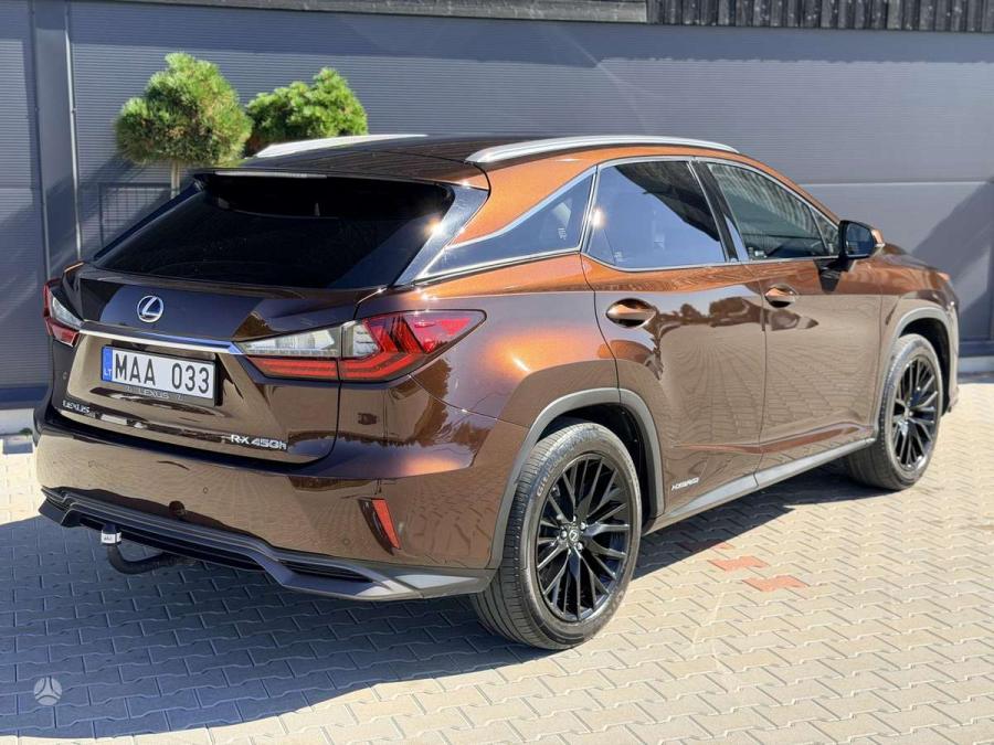 Brown Lexus RX 450h 2016 in Siauliai, with an engine capacity of 3.46 L and mileage of 239 thousand km for 30200 €, photo 12 on AUTOMOTO.COM.LV