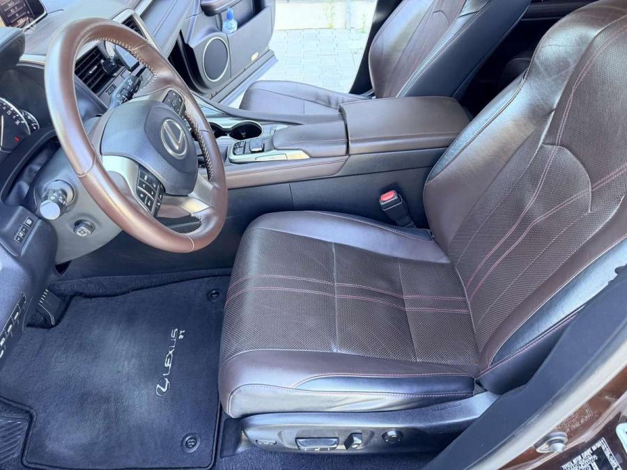 Brown Lexus RX 450h 2016 in Siauliai, with an engine capacity of 3.46 L and mileage of 239 thousand km for 30200 €, photo 16 on AUTOMOTO.COM.LV