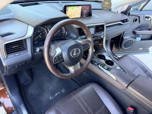 Brown Lexus RX 450h 2016 in Siauliai, with an engine capacity of 3.46 L and mileage of 239 thousand km for 30200 €, photo 19 on AUTOMOTO.COM.LV