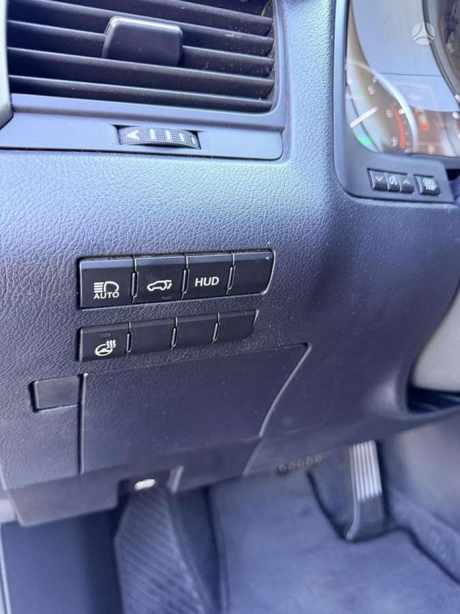 Brown Lexus RX 450h 2016 in Siauliai, with an engine capacity of 3.46 L and mileage of 239 thousand km for 30200 €, photo 27 on AUTOMOTO.COM.LV