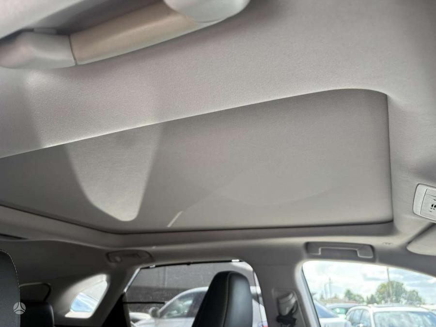 Brown Lexus RX 450h 2017 in Taurage, with an engine capacity of 3.46 L and mileage of 230 thousand km for 26500 €, photo 31 on AUTOMOTO.COM.LV