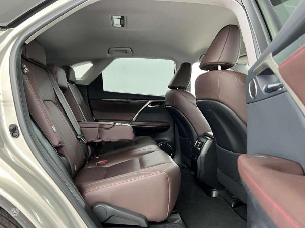 Brūns Lexus RX 450h 2021 Viļņa, ar dzinēja tilpumu 3.46 L un nobraukumu 93 tūkst. km par 44900 €, foto 7 vietnē AUTOMOTO.COM.LV