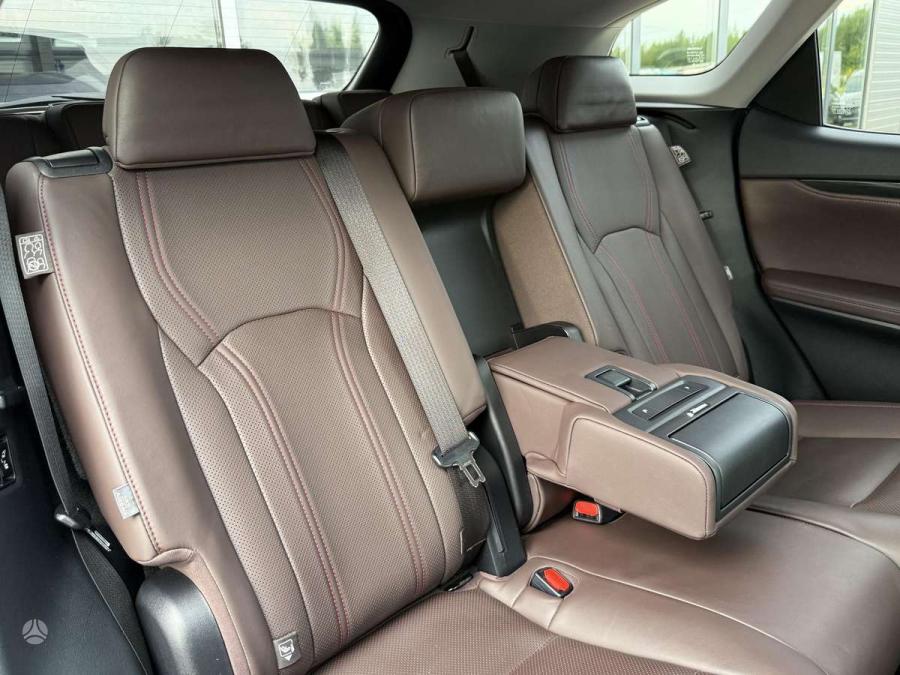 Brūns Lexus RX 450h 2021 Viļņa, ar dzinēja tilpumu 3.46 L un nobraukumu 110 tūkst. km par 40000 €, foto 40 vietnē AUTOMOTO.COM.LV