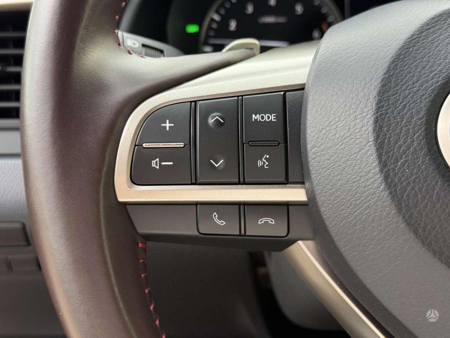 Brūns Lexus RX 450h 2021 Viļņa, ar dzinēja tilpumu 3.46 L un nobraukumu 110 tūkst. km par 40000 €, foto 52 vietnē AUTOMOTO.COM.LV
