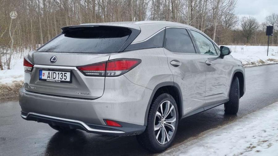 Brown Lexus RX 450h 2022 in Vilnius, with an engine capacity of 3.46 L and mileage of 123 thousand km for 37300 €, photo 9 on AUTOMOTO.COM.LV