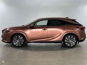 Brūns Lexus RX 450h 2023 Viļņa, ar dzinēja tilpumu 2.49 L un nobraukumu 128 tūkst. km par 64980 €, foto 4 vietnē AUTOMOTO.COM.LV