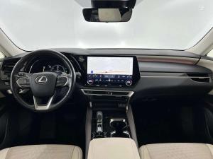 Brūns Lexus RX 450h 2023 Viļņa, ar dzinēja tilpumu 2.49 L un nobraukumu 128 tūkst. km par 64980 €, foto 9 vietnē AUTOMOTO.COM.LV