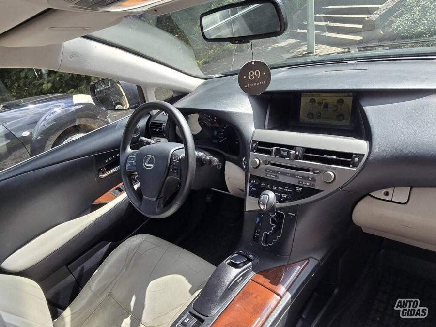 Lexus RX 450h 2009 Utena, ar dzinēja tilpumu 3.50 L un nobraukumu 350 tūkst. km par 7900 €, foto 12 vietnē AUTOMOTO.COM.LV