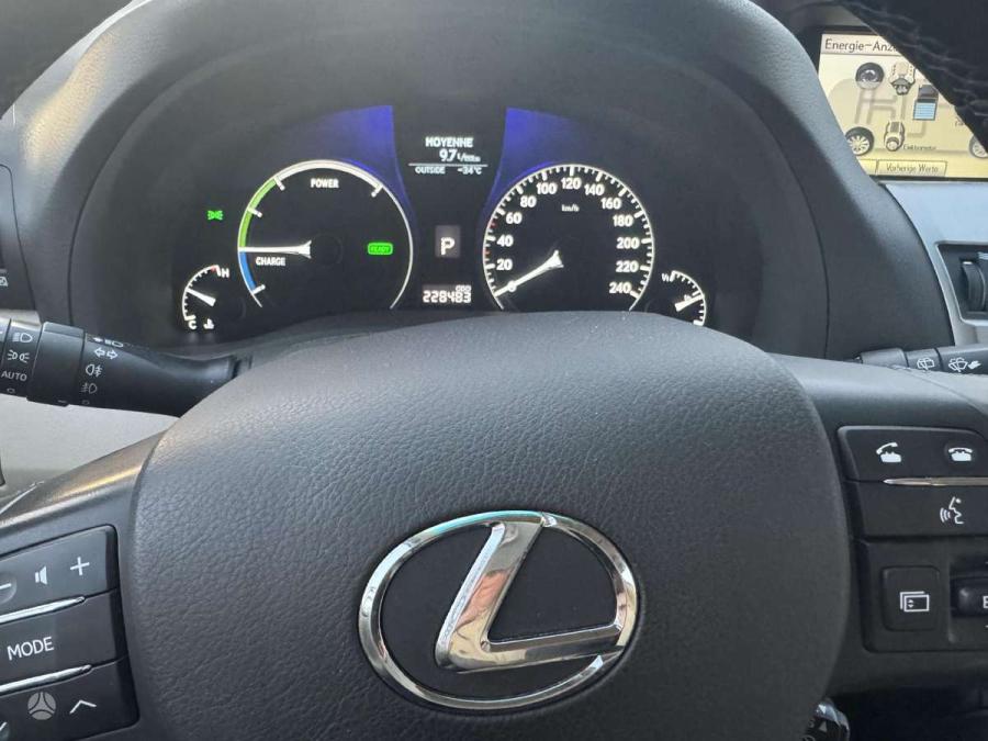 Lexus RX 450h 2010 Viļņa, ar dzinēja tilpumu 3.50 L un nobraukumu 228 tūkst. km par 10150 €, foto 21 vietnē AUTOMOTO.COM.LV