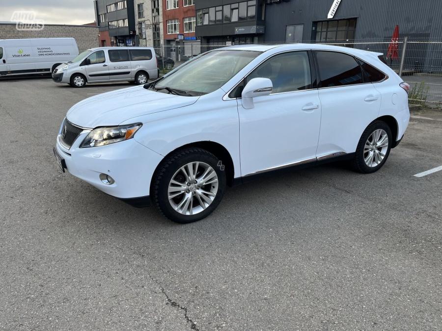 Lexus RX 450h 2010 in Vilnius, with an engine capacity of 3.50 L and mileage of 268 thousand km for 10600 €, photo 6 on AUTOMOTO.COM.LV