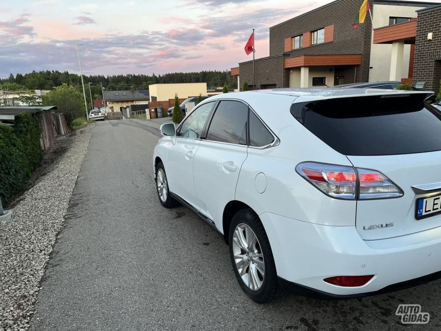 Lexus RX 450h 2010 in Vilnius, with an engine capacity of 3.50 L and mileage of 268 thousand km for 10600 €, photo 8 on AUTOMOTO.COM.LV