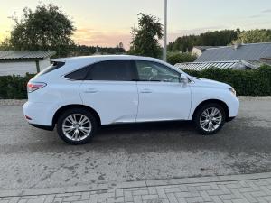 Lexus RX 450h 2010 in Vilnius, with an engine capacity of 3.50 L and mileage of 268 thousand km for 10600 €, photo 10 on AUTOMOTO.COM.LV