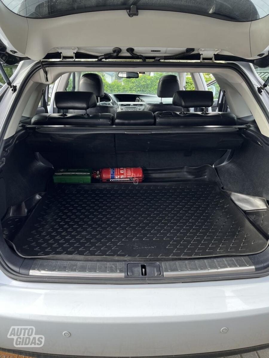Lexus RX 450h 2010 in Vilnius, with an engine capacity of 3.50 L and mileage of 268 thousand km for 10600 €, photo 22 on AUTOMOTO.COM.LV