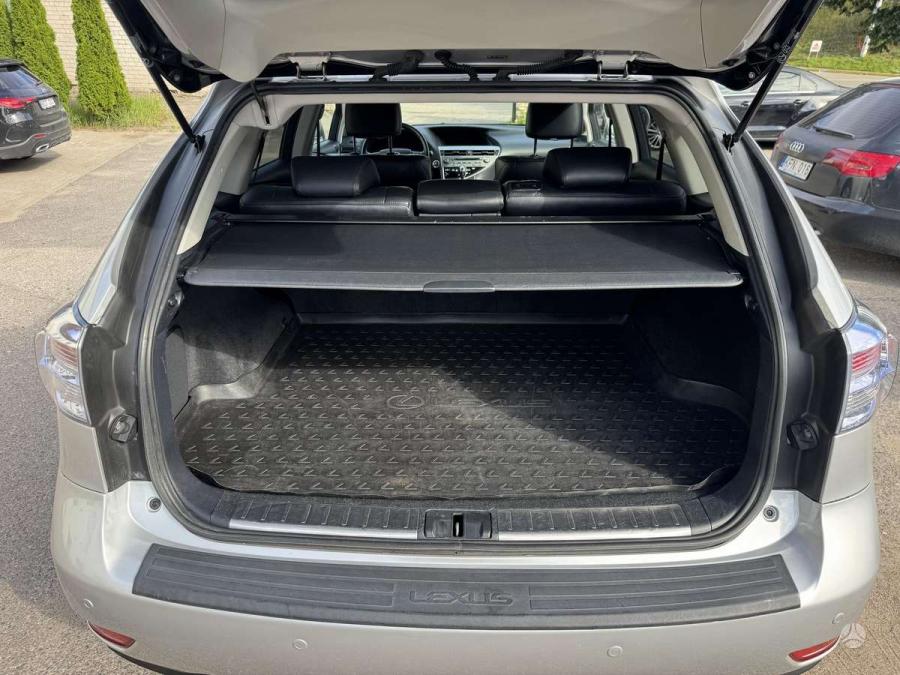 Lexus RX 450h 2010 Viļņa, ar dzinēja tilpumu 3.50 L un nobraukumu 221 tūkst. km par 11500 €, foto 17 vietnē AUTOMOTO.COM.LV
