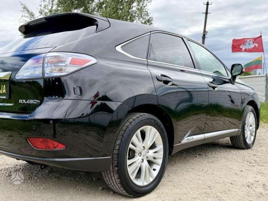 Lexus RX 450h 2011 in Siauliai, with an engine capacity of 3.50 L and mileage of 240 thousand km for 13999 €, photo 9 on AUTOMOTO.COM.LV