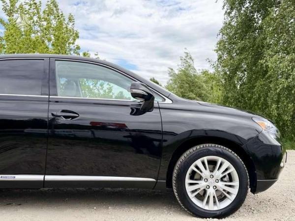 Lexus RX 450h 2011 in Siauliai, with an engine capacity of 3.50 L and mileage of 240 thousand km for 13999 €, photo 10 on AUTOMOTO.COM.LV