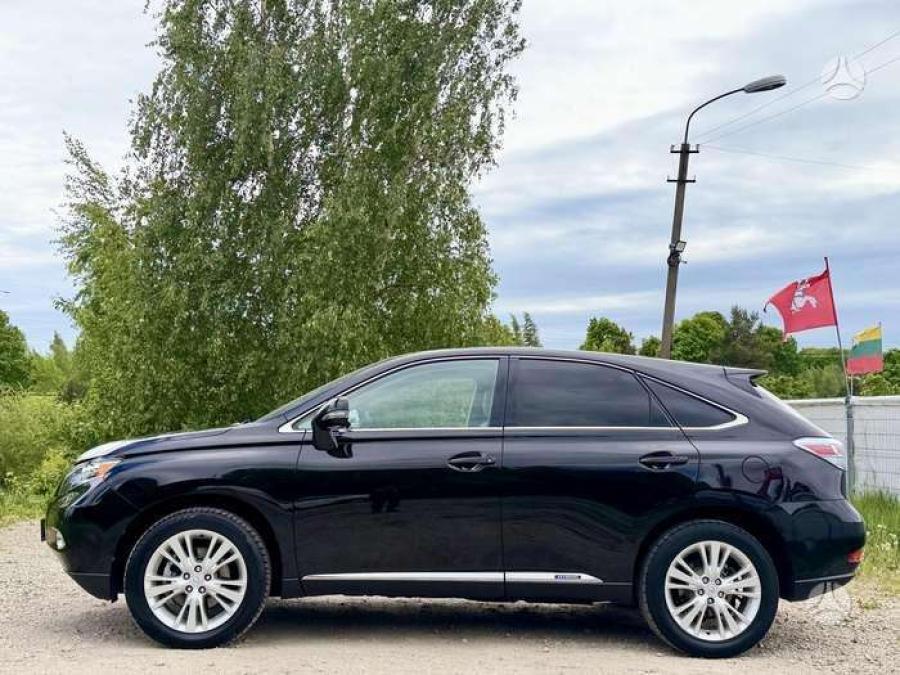 Lexus RX 450h 2011 in Siauliai, with an engine capacity of 3.50 L and mileage of 240 thousand km for 13999 €, photo 14 on AUTOMOTO.COM.LV