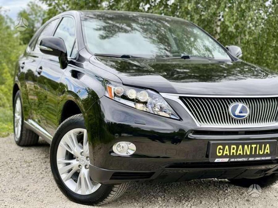 Lexus RX 450h 2011 in Siauliai, with an engine capacity of 3.50 L and mileage of 240 thousand km for 13999 €, photo 16 on AUTOMOTO.COM.LV