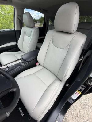 Lexus RX 450h 2011 in Siauliai, with an engine capacity of 3.50 L and mileage of 240 thousand km for 13999 €, photo 26 on AUTOMOTO.COM.LV
