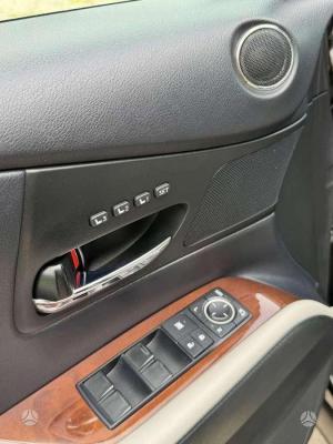Lexus RX 450h 2011 Šauļi, ar dzinēja tilpumu 3.50 L un nobraukumu 240 tūkst. km par 13999 €, foto 35 vietnē AUTOMOTO.COM.LV