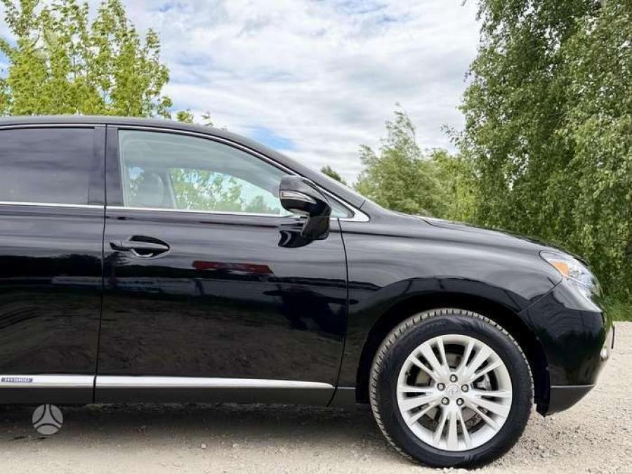 Lexus RX 450h 2011 in Siauliai, with an engine capacity of 3.50 L and mileage of 240 thousand km for 13999 €, photo 11 on AUTOMOTO.COM.LV