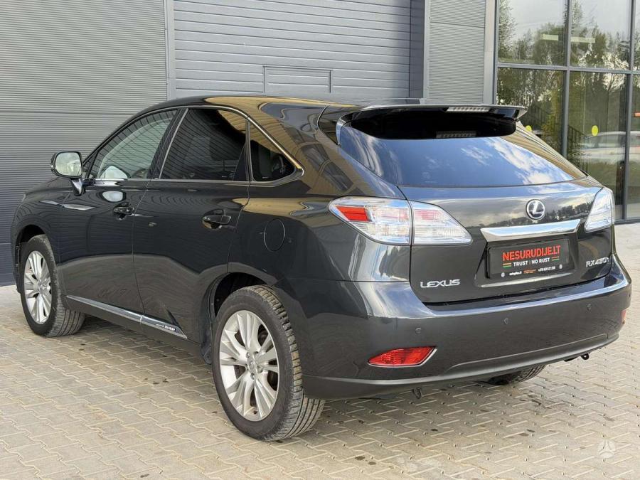 Lexus RX 450h 2011 in Vilnius, with an engine capacity of 3.50 L and mileage of 194 thousand km for 14999 €, photo 4 on AUTOMOTO.COM.LV