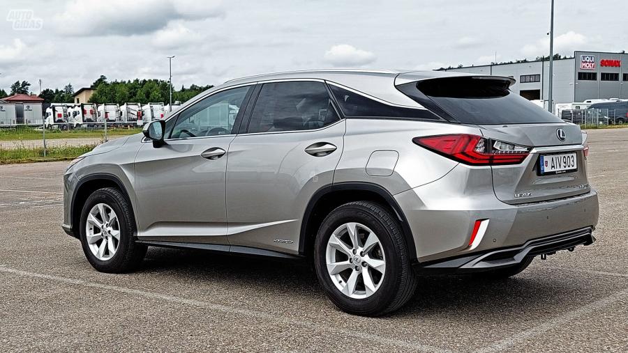 Lexus RX 450h 2016 in Vilnius, with an engine capacity of 3.50 L and mileage of 151 thousand km for 27900 €, photo 13 on AUTOMOTO.COM.LV