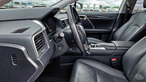 Lexus RX 450h 2016 in Vilnius, with an engine capacity of 3.50 L and mileage of 151 thousand km for 27900 €, photo 16 on AUTOMOTO.COM.LV