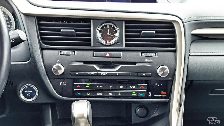 Lexus RX 450h 2016 in Vilnius, with an engine capacity of 3.50 L and mileage of 151 thousand km for 27900 €, photo 23 on AUTOMOTO.COM.LV