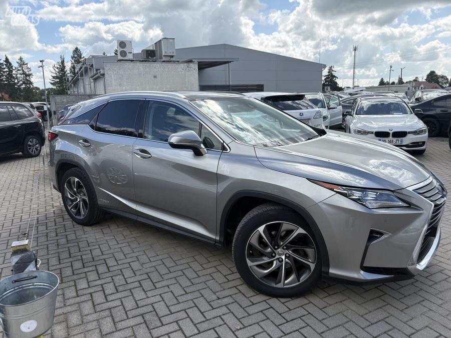 Lexus RX 450h 2017 in Taurage, with an engine capacity of 2.90 L and mileage of 229 thousand km for 26500 €, photo 5 on AUTOMOTO.COM.LV