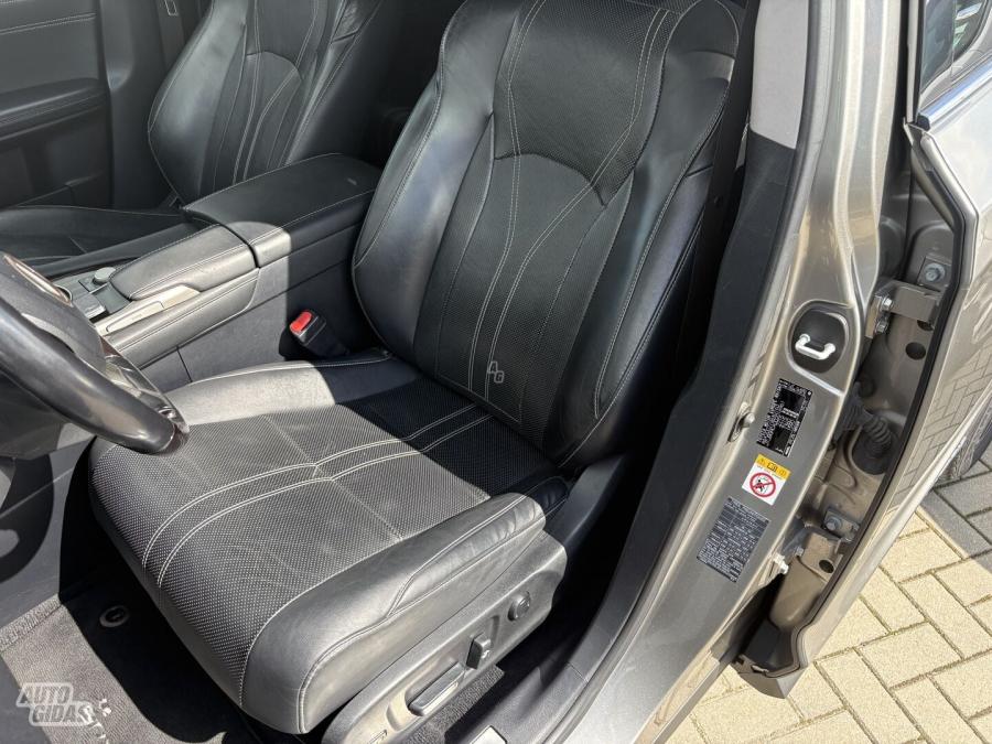 Lexus RX 450h 2017 in Taurage, with an engine capacity of 2.90 L and mileage of 229 thousand km for 26500 €, photo 34 on AUTOMOTO.COM.LV
