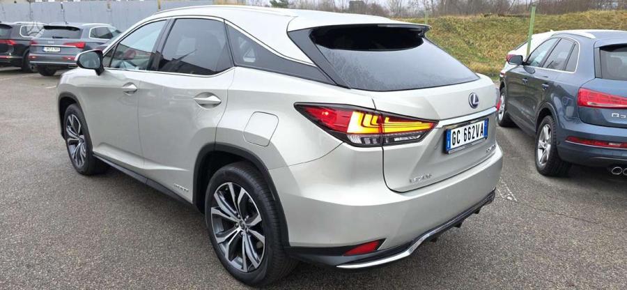 Lexus RX 450h 2020 in Vilnius, with an engine capacity of 3.50 L and mileage of 117 thousand km for 36900 €, photo 3 on AUTOMOTO.COM.LV