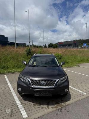 Zaļš Lexus RX 450h 2010 Viļņa, ar dzinēja tilpumu 3.46 L un nobraukumu 377 tūkst. km par 7699 €, foto 4 vietnē AUTOMOTO.COM.LV