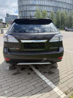 Green Lexus RX 450h 2010 in Vilnius, with an engine capacity of 3.46 L and mileage of 377 thousand km for 7600 €, photo 8 on AUTOMOTO.COM.LV