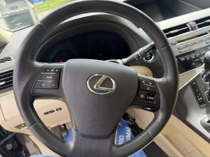 Green Lexus RX 450h 2010 in Vilnius, with an engine capacity of 3.46 L and mileage of 377 thousand km for 7600 €, photo 16 on AUTOMOTO.COM.LV