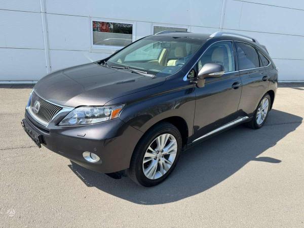 Zaļš Lexus RX 450h 2010 Viļņa, ar dzinēja tilpumu 3.46 L un nobraukumu 377 tūkst. km par 7900 €, foto 1 vietnē AUTOMOTO.COM.LV