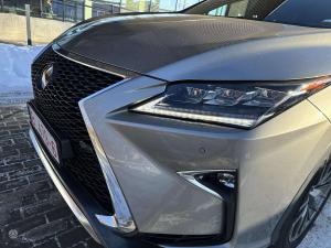 Green Lexus RX 450h 2017 in Daugavpils, with an engine capacity of 3.46 L and mileage of 178 thousand km for 29350 €, photo 8 on AUTOMOTO.COM.LV