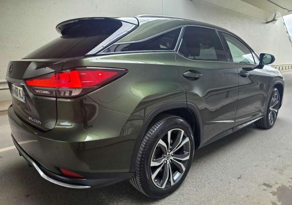 Zaļš Lexus RX 450h 2020 Marijampole, ar dzinēja tilpumu 3.46 L un nobraukumu 167 tūkst. km par 41950 €, foto 7 vietnē AUTOMOTO.COM.LV