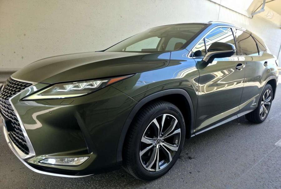 Green Lexus RX 450h 2020 in Marijampole, with an engine capacity of 3.46 L and mileage of 167 thousand km for 39995 €, photo 3 on AUTOMOTO.COM.LV