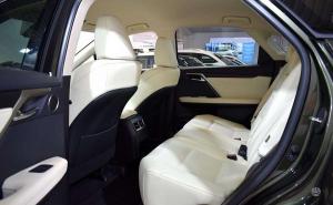 Green Lexus RX 450h 2022 in Vilnius, with an engine capacity of 3.46 L and mileage of 34 thousand km for 48000 €, photo 9 on AUTOMOTO.COM.LV