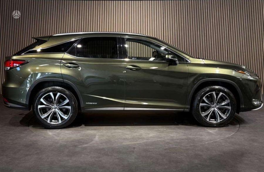 Zaļš Lexus RX 450h 2022 Viļņa, ar dzinēja tilpumu 3.46 L un nobraukumu 124 tūkst. km par 42500 €, foto 4 vietnē AUTOMOTO.COM.LV