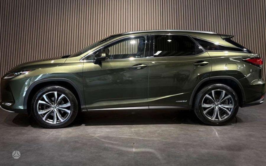 Zaļš Lexus RX 450h 2022 Viļņa, ar dzinēja tilpumu 3.46 L un nobraukumu 124 tūkst. km par 42500 €, foto 5 vietnē AUTOMOTO.COM.LV