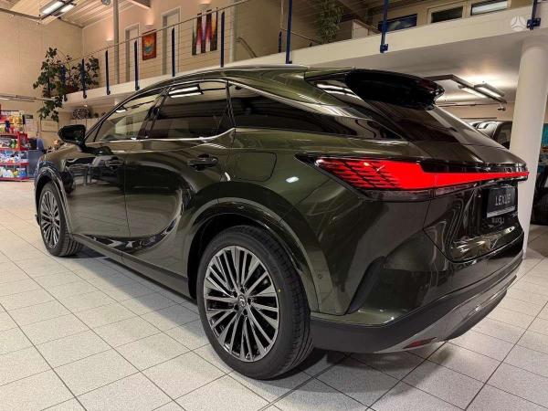 Zaļš Lexus RX 450h 2023 Viļņa, ar dzinēja tilpumu 2.49 L un nobraukumu 92 tūkst. km par 61000 €, foto 3 vietnē AUTOMOTO.COM.LV