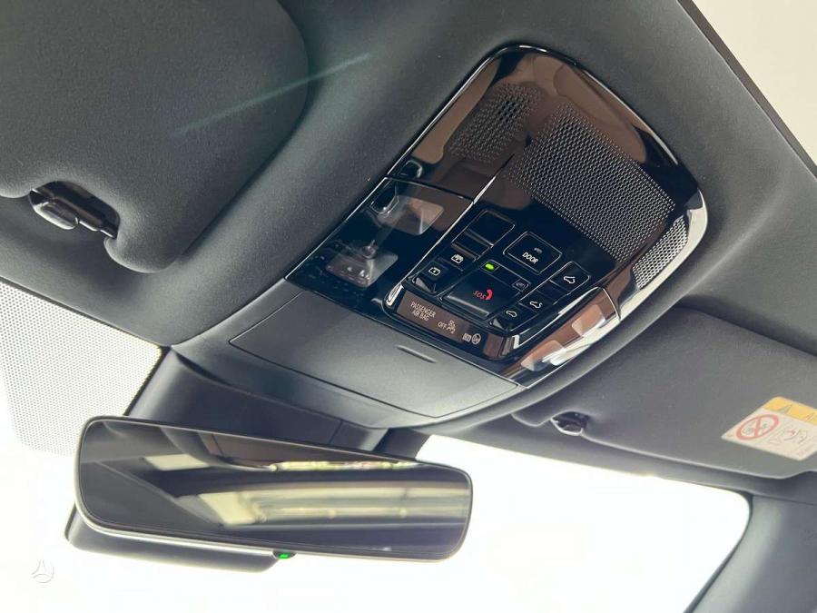 Green Lexus RX 450h 2023 in Vilnius, with an engine capacity of 2.49 L and mileage of 69 thousand km for 66900 €, photo 23 on AUTOMOTO.COM.LV