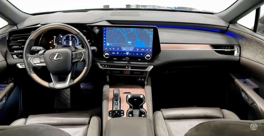 Zaļš Lexus RX 450h 2023 Viļņa, ar dzinēja tilpumu 2.49 L un nobraukumu 55 tūkst. km par 62000 €, foto 6 vietnē AUTOMOTO.COM.LV